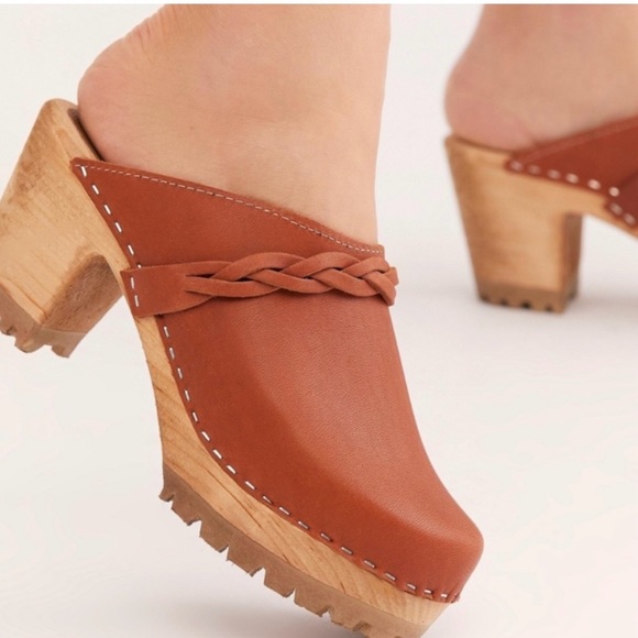 MIA | Shoes | Mia Elsa Luggage Leather Clog Mules Swedish | Poshmark